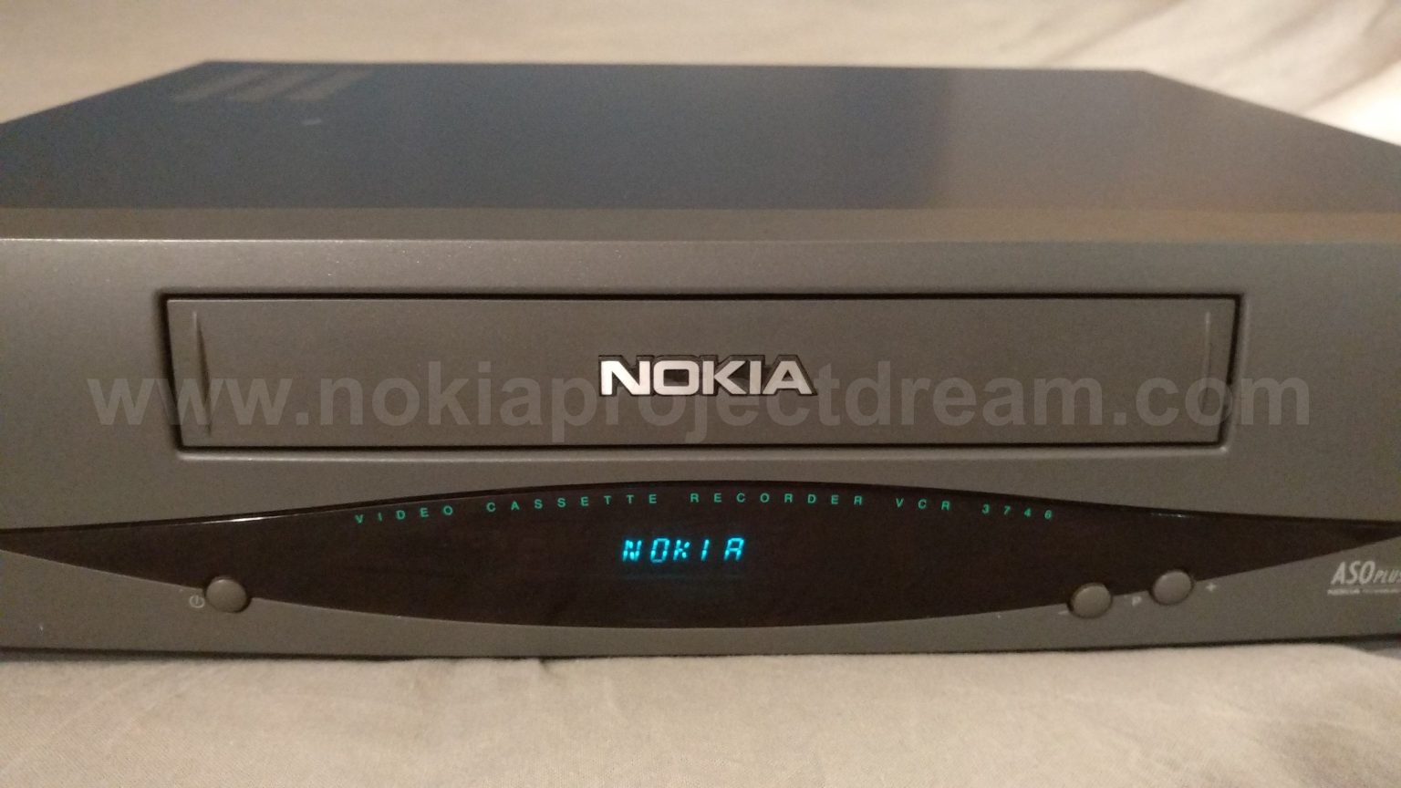 Nokia VCR 3746 EP Video Cassette Recorder – Nokia Project Dream