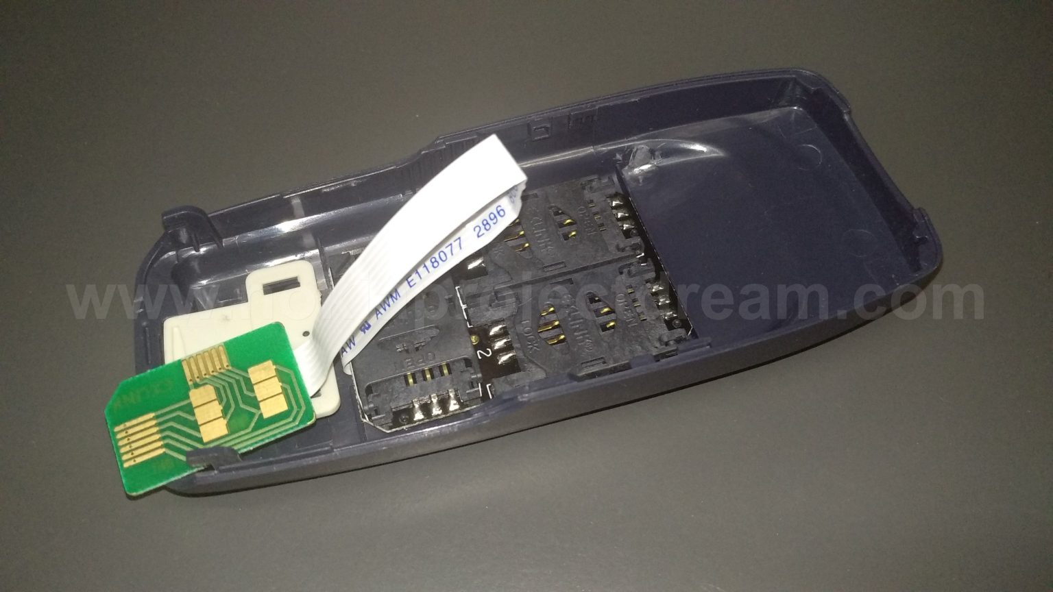 Nokia 3310/3330 Triple SIM Adapter (Original?) – Nokia Project Dream