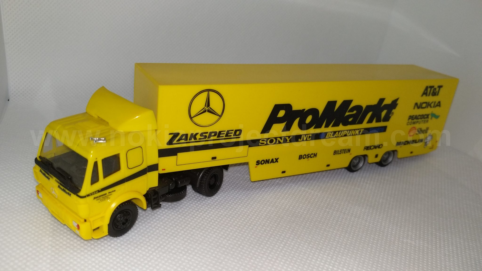 Truck Model Mercedes-Benz Racing Team – Nokia Project Dream