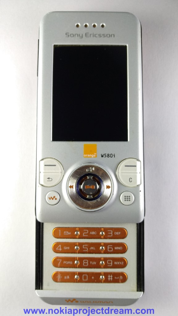 Sony Ericsson W580i Laura – Nokia Project Dream