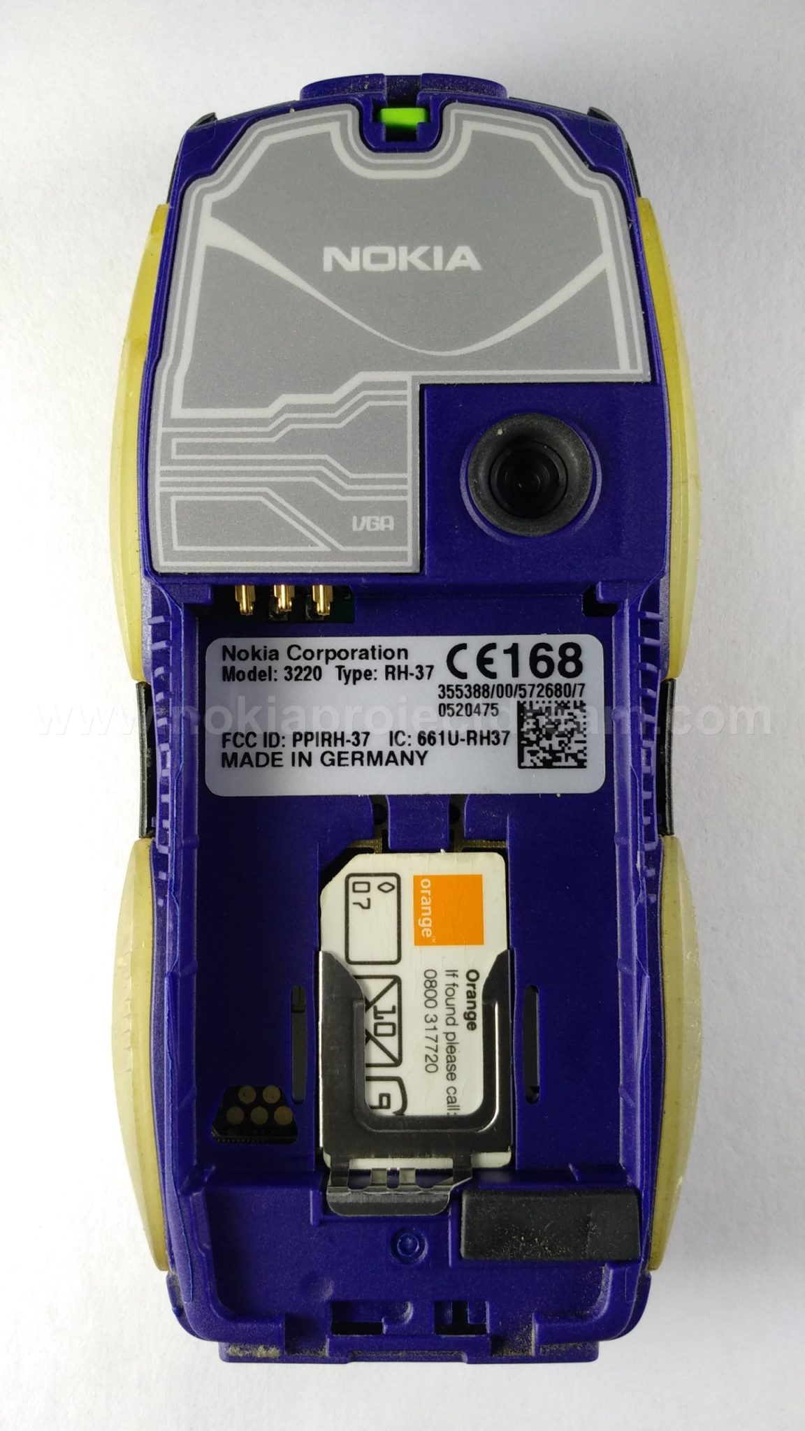 Nokia 3220 Star Wars Episode 3 Revenge Of The Sith Special Edition ...